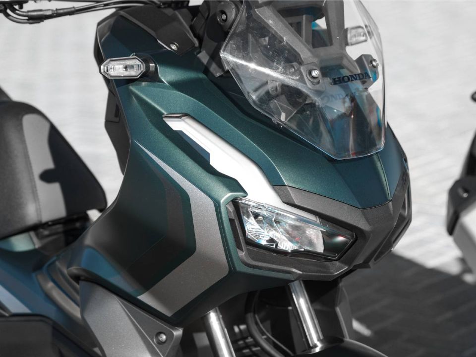A Honda ADV 150 2024 teve o seu lançamento oficial no Brasil nesta ...