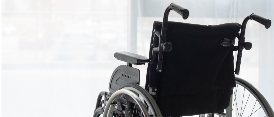 Christopher Stultz, um veterano de guerra dos , admitiu que fingia precisar de cadeira de rodas ...