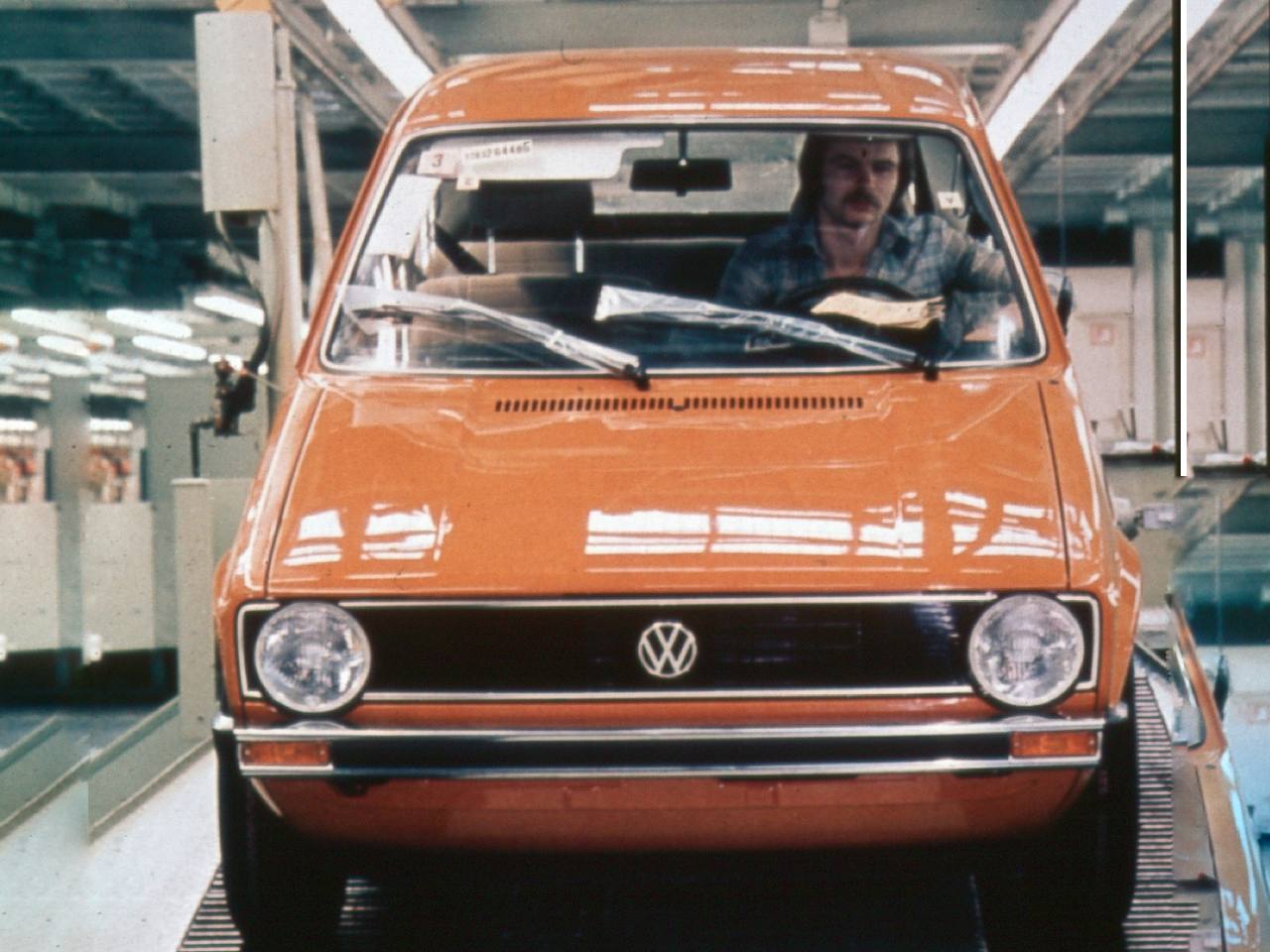 50 anos do primeiro VW Golf: fotos e história do icônico carro compacto ...