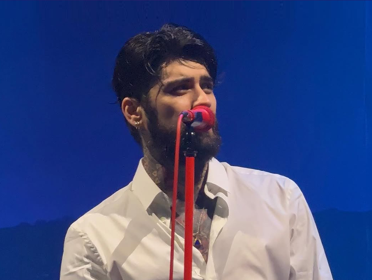 O cantor Zayn , ex-integrante do One Direction , surpreendeu os fãs de ...